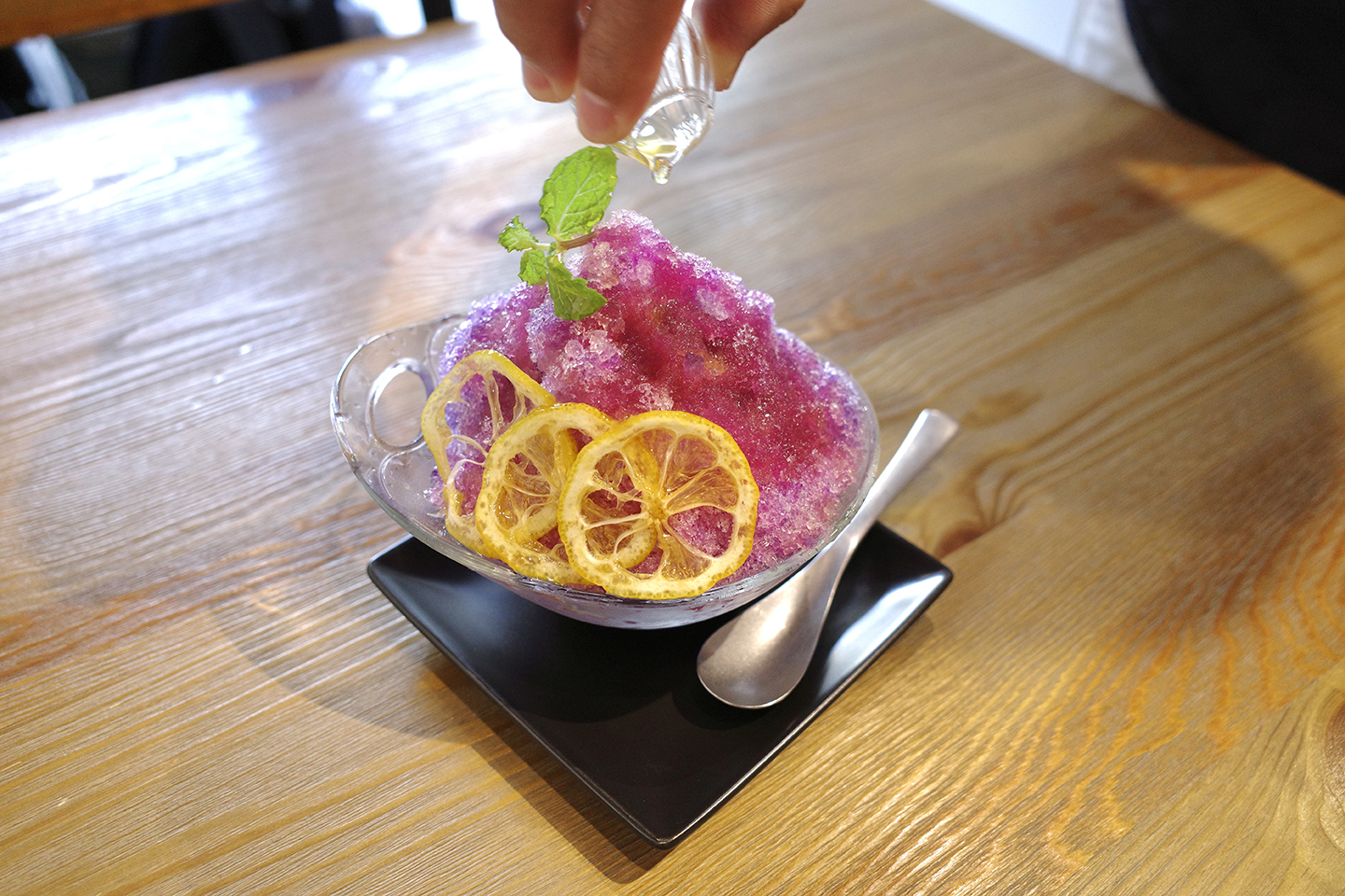 WA-roots - プロの手技とメディカルハーブで身も心も潤う。ハーバルカフェ×鍼灸マッサージ ｜ ことみせ